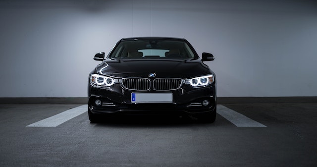 The Best Car Rental Service In UAE | Chauffeur service Dubai